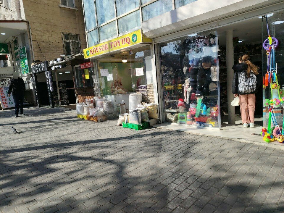 Kuruyemiş, atıştırmalık, kuru meyve Miraj Ordubad Nemətləri, Bakü, foto