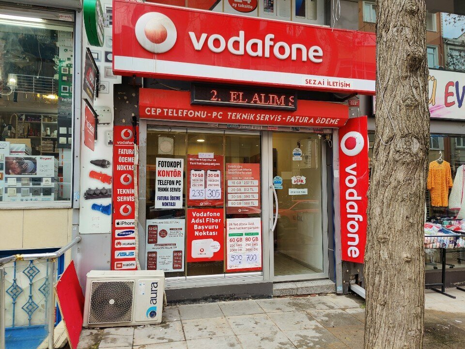 GSM operatörleri Vodafone Sezai İletişim, İstanbul, foto