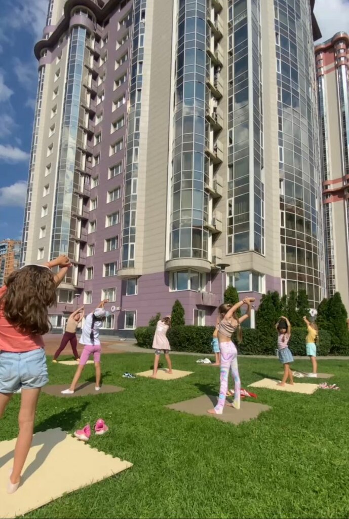 Yaz kampı Лагерьвилль Дети в городе, Saint‑Petersburg, foto