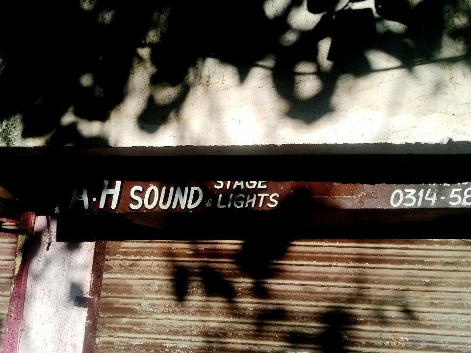 Lamba ve avize mağazaları Ah sound & light stage, Rawalpindi, foto