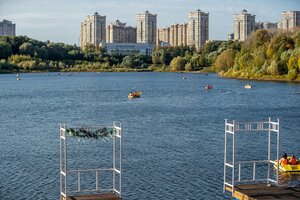 Причал лодочной станции (Moscow Region, Ramenskoye, Borisoglebskoe Lake), seyir terası  Ramenskoye'den