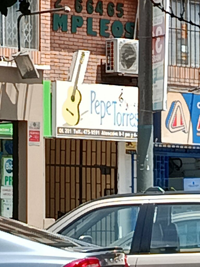 Enstrüman mağazaları Academia Pepe Torres, Lima, foto