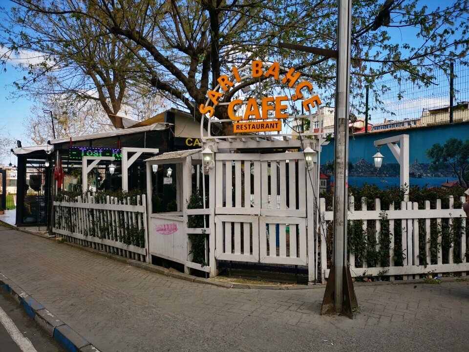 Kafe Sarı Bahçe Cafe, İstanbul, foto