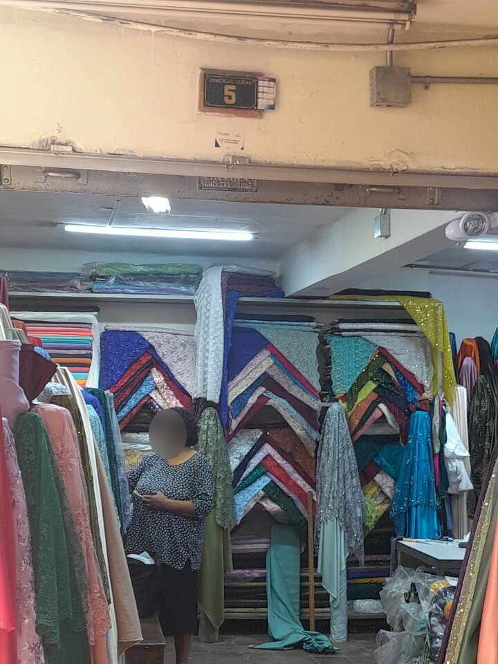 Mefruşat Asturias Store, Lima, foto