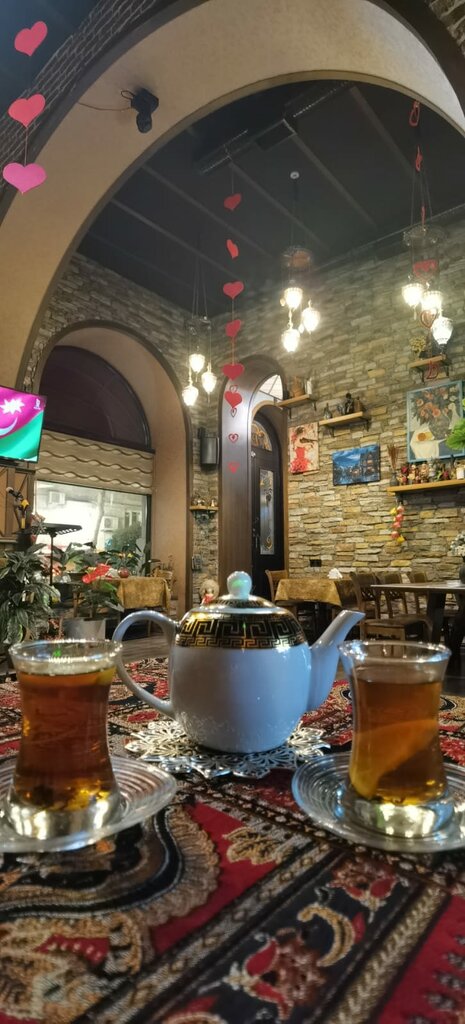 Restoran Naduqi restoran by_Ceka_bakinski, Bakü, foto
