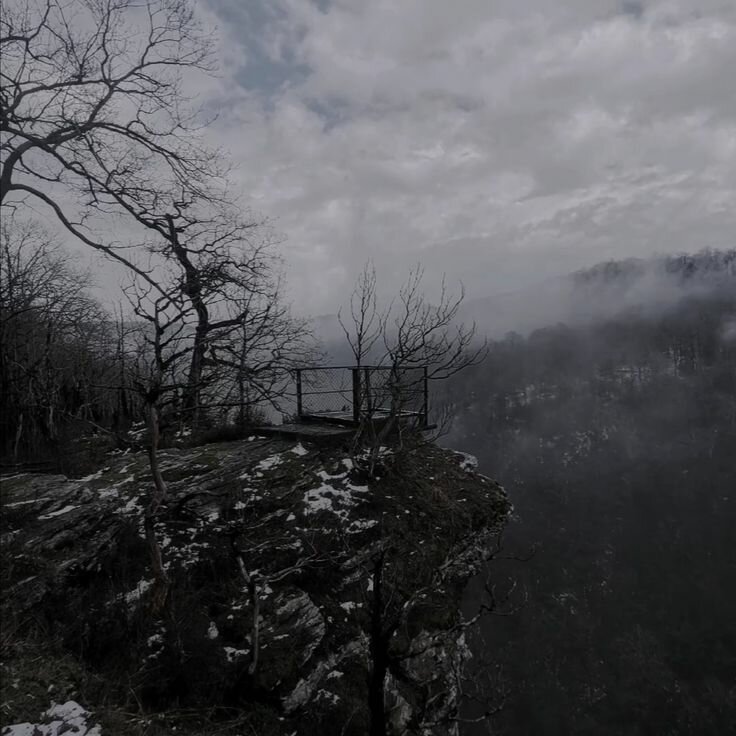 Dağ zirvesi Гора Сарай 545 метров, Kamçatski krayı, foto