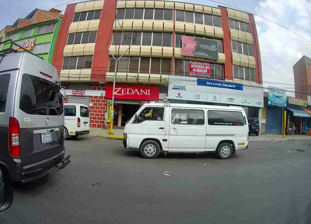 Ayakkabı mağazaları Zedani El Alto, El Alto, foto
