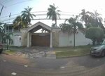 Security Post (Santa Cruz de la Sierra, Distrito Municipal 4, Avenida Mario R. Gutierrez), geçiş noktaları, güvenlik kontrol alanı  Santa‑Krus'tan