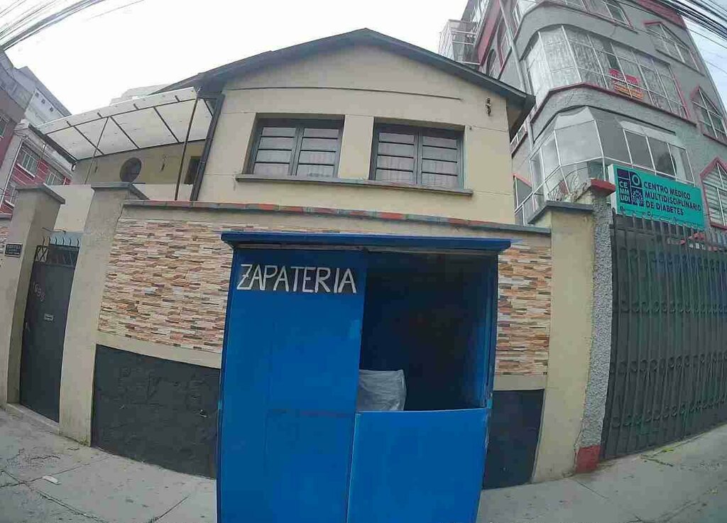 Ayakkabı tamiri Shoe Repair, La Paz, foto