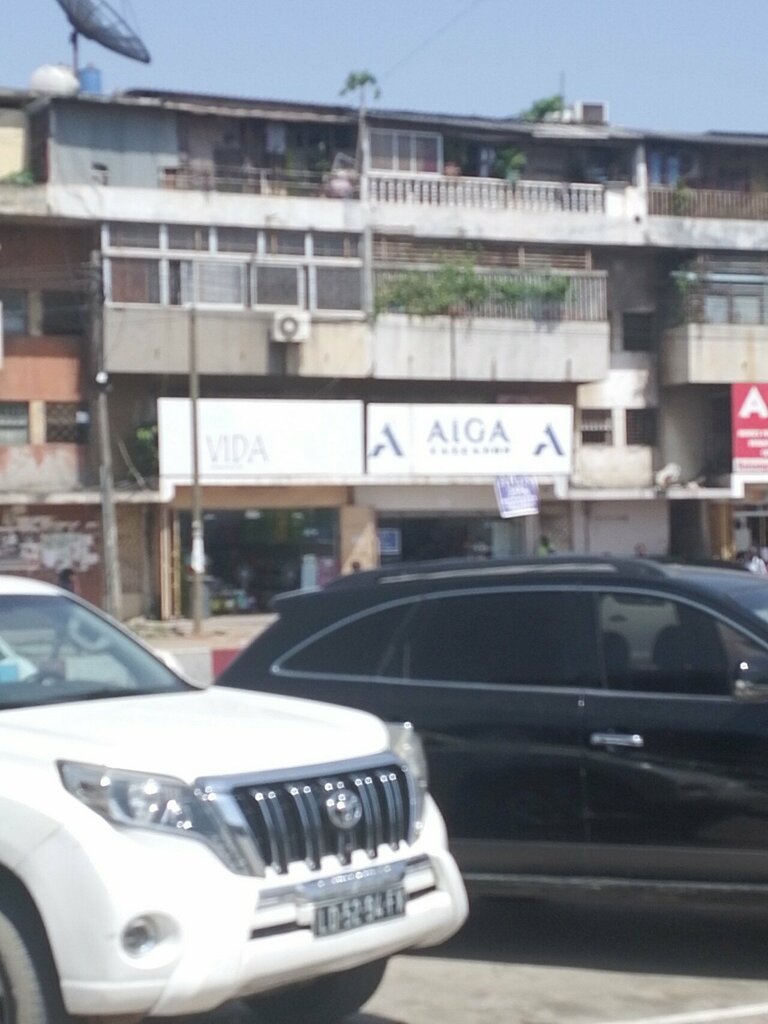 Ayakkabı mağazaları Aiga, Loanda, foto