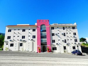 Hotel Barranquilla (San Francisco de Campeche, Avenida José López Portillo), otel  San Francisco de Campeche'den