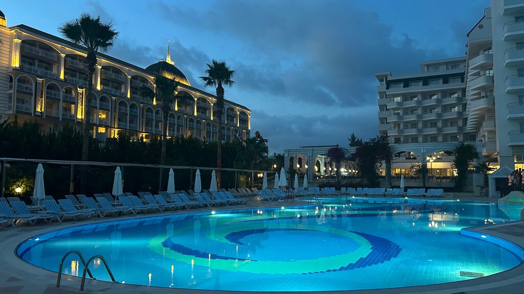 Yüzme havuzları Holiday Garden Rosert Havuz Bası, Alanya, foto