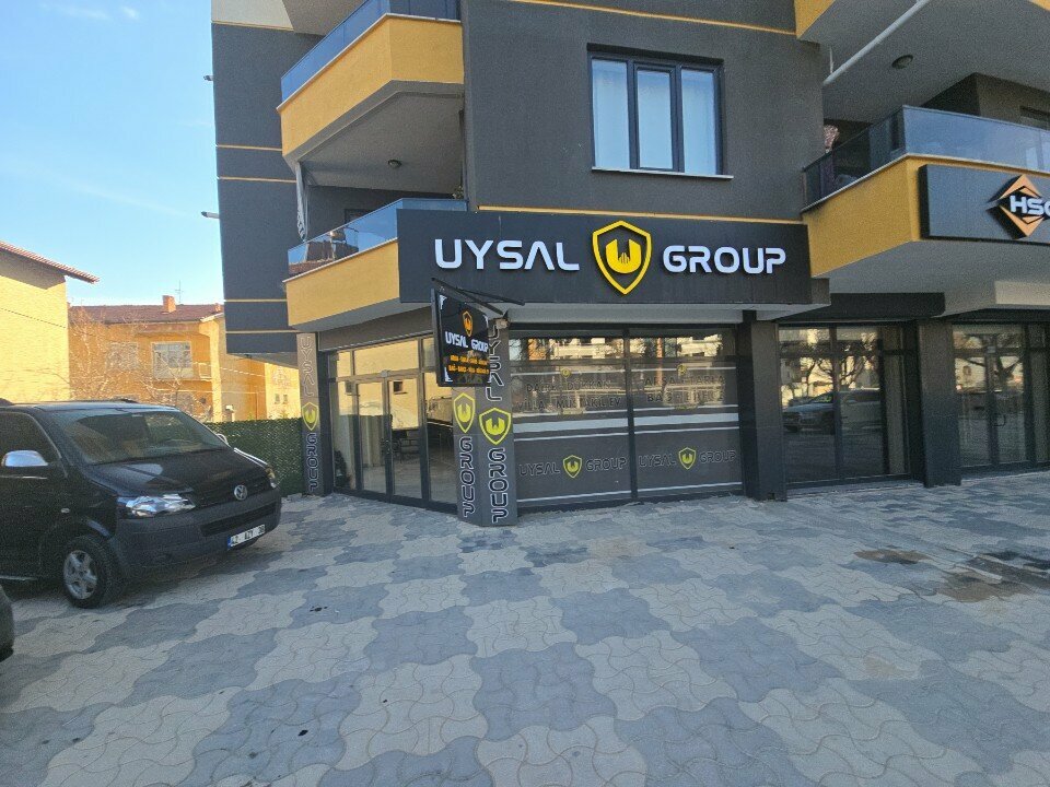 Emlak ofisi Uysal Group, Konya, foto