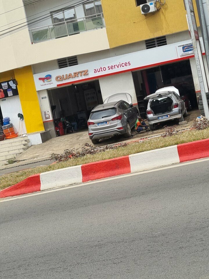 Otomobil servisi Quartz, Abican, foto