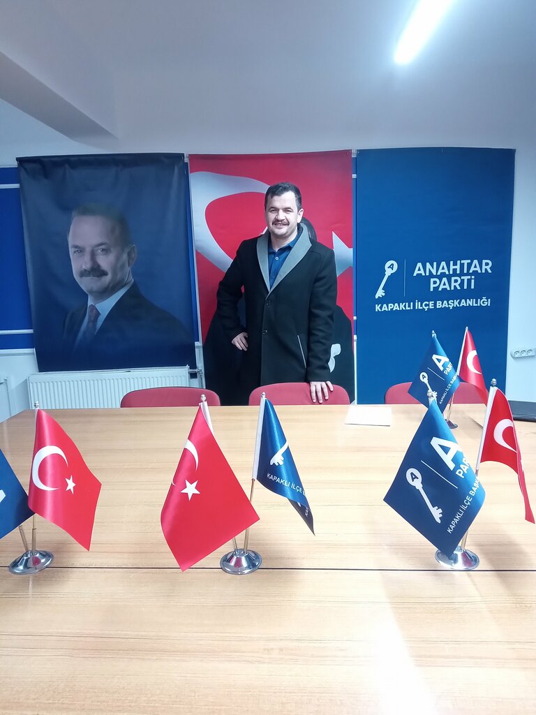 Hukuk büroları Üçel Hukuk Bürosu, Kapaklı, foto