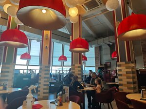Sinor Pomidor (Kim Y Chena Street No:44), kafe  Habarovsk'tan