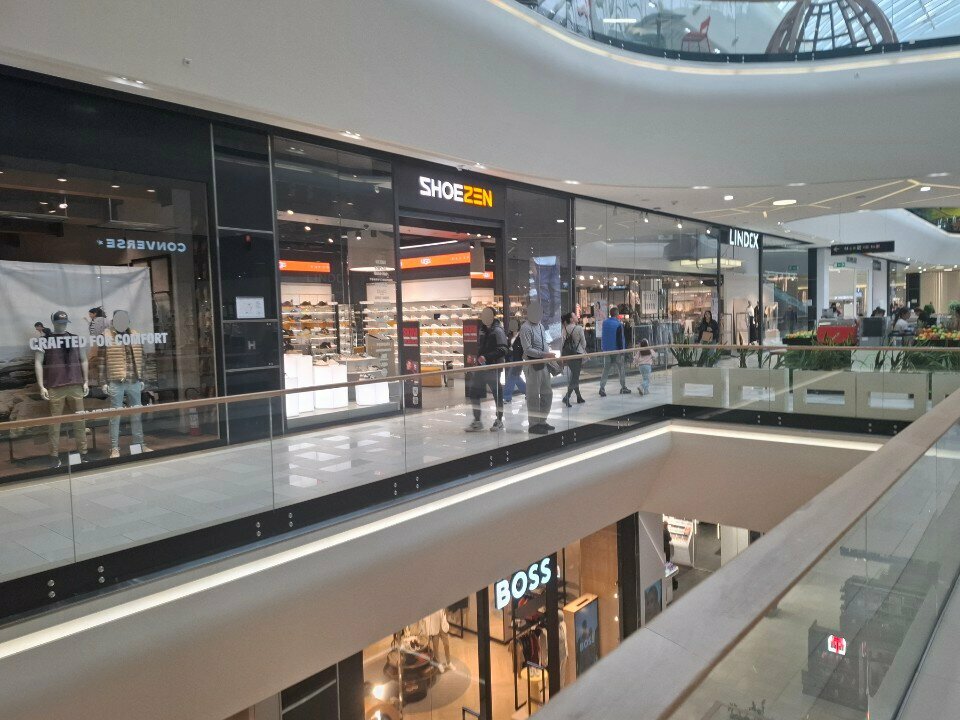 Giyim mağazası Shozen, Novi Sad, foto