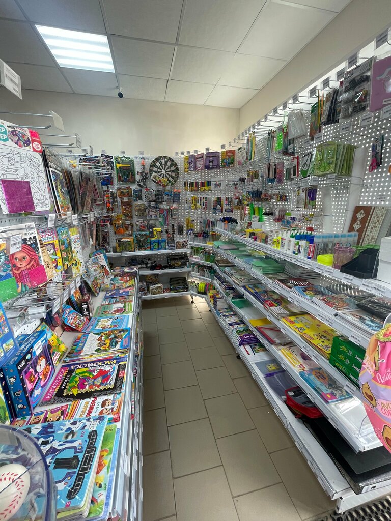 Yapı mağazası Всёвдом, Nijegorodskaya oblastı, foto