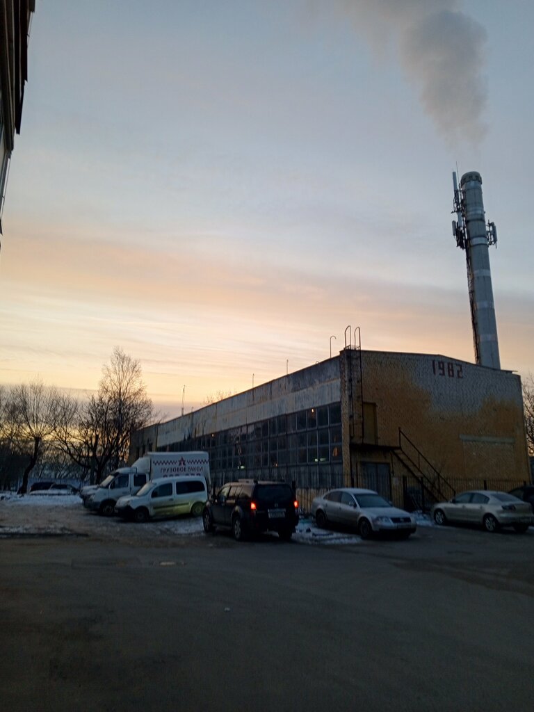 Merkezi ısıtma sistemleri Kotelnaya predpriyatiya teplovykh setey Bezhitskogo rayona, Briansk, foto