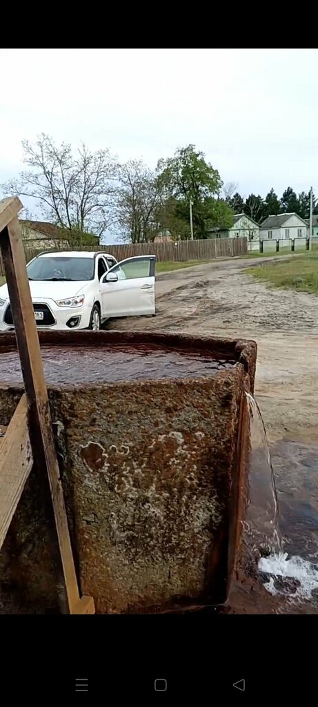 Pınar, çay Spring, stream, Rostovskaya oblastı, foto