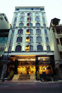 Golden Crown Hotel (Ho Chi Minh City, Tan Binh District, Ward 10), otel  Ho Chi Minh'den