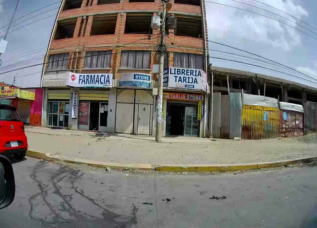 Eczaneler Camila, El Alto, foto