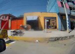 Luis Exhaust Workshop (Department of Cochabamba, Provincia de Cercado, Cochabamba, Avenida Siglo XX), oto döşeme  Cochabamba'dan