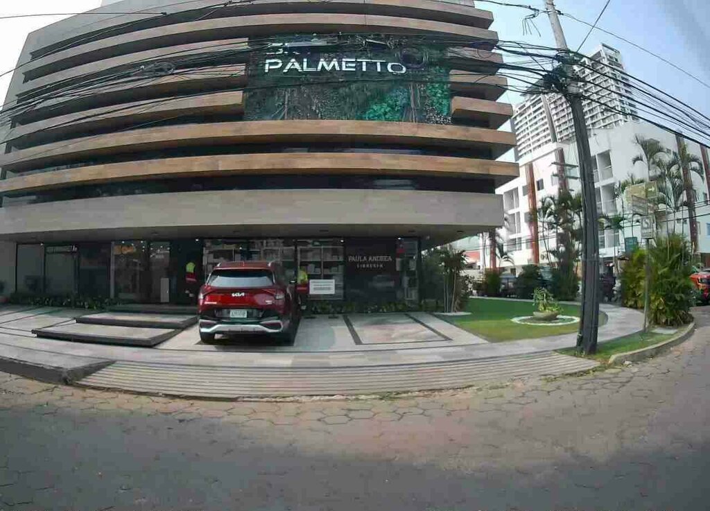 Kırtasiyeler Paula Andrea Bookstore, Santa‑Krus, foto