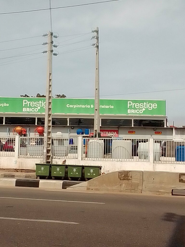 i̇ç dekorasyon ürünleri BRICOMAIS Benfica, Loanda, foto