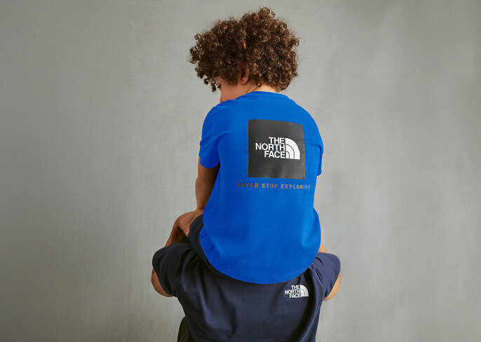Spor giyim ve ayakkabı The North Face, Dubai, foto