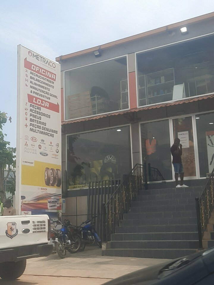 Otomobil servisi Metraco Empreendimentos, Loanda, foto