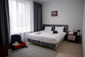 Azimut Apart Hotel Yuzhno-Sakhalinsk (ulitsa 140-letiya goroda Yuzhno-Sakhalinska No:2Ак1, Yuzhno-Sakhalinsk), otel  Sakhalinsk'ten