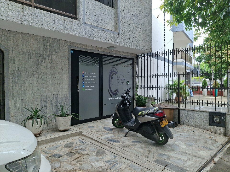 Proje enstitüleri, kurumları Satech, Cali, foto