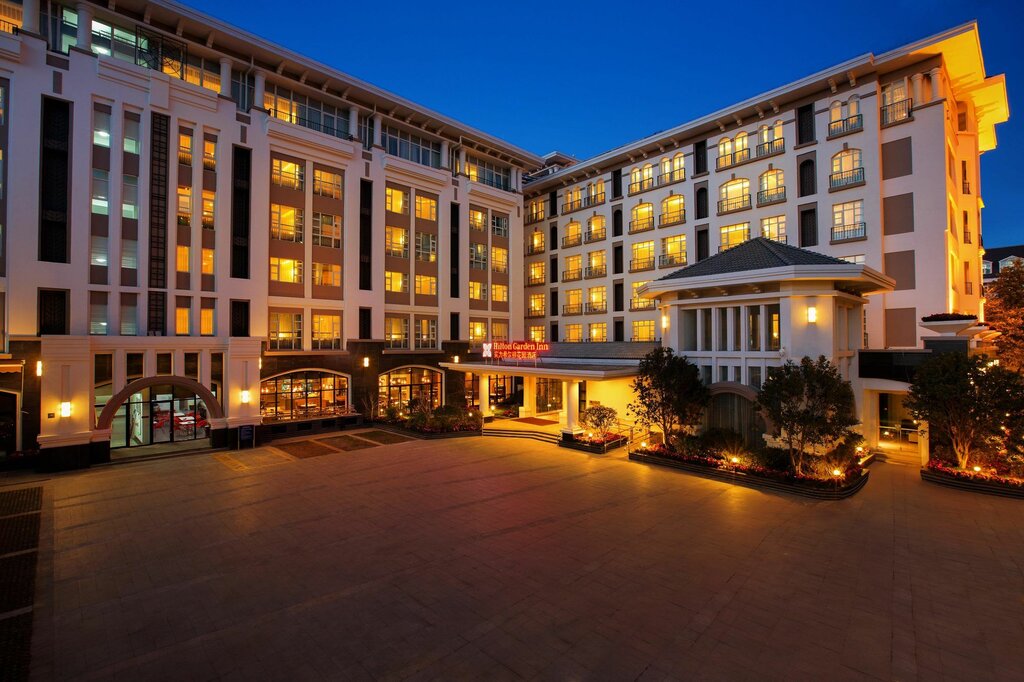 Otel Hilton Garden Inn Lijiang, Lijiang, foto