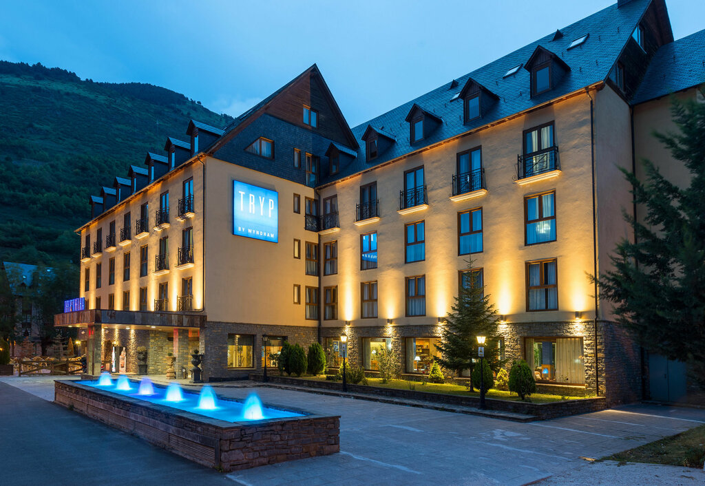 Otel Hotel Vielha Val d'Arán, Katalonya, foto