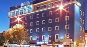 Luna Esperança Centro Hotel (Avenida Luisa Todi No:220, Setúbal), otel  Setubal'dan