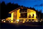 Hotel Bärenstüberl (Bavaria, Berchtesgadener Land, Grünsteinstraße, 65), otel  Bavyera'dan