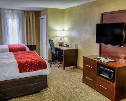 Otel Comfort Suites Plymouth near Us-30, İndiana Eyaleti, foto