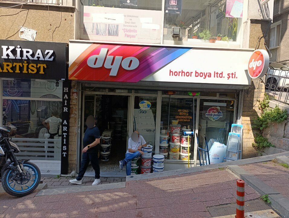 Boya ve cila malzemeleri üretim ve satış yerleri Dyo Horhor Boya, İstanbul, foto