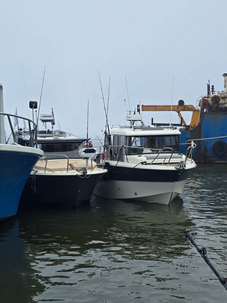 Yat kulüpleri Яхт-клуб, Sahalin Bölgesi, foto