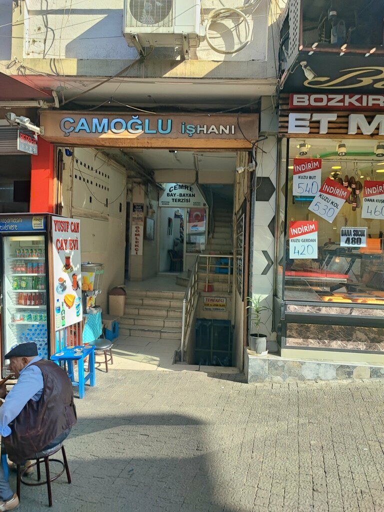 Saat tamircileri Merkez Saat Teknik, Bursa, foto