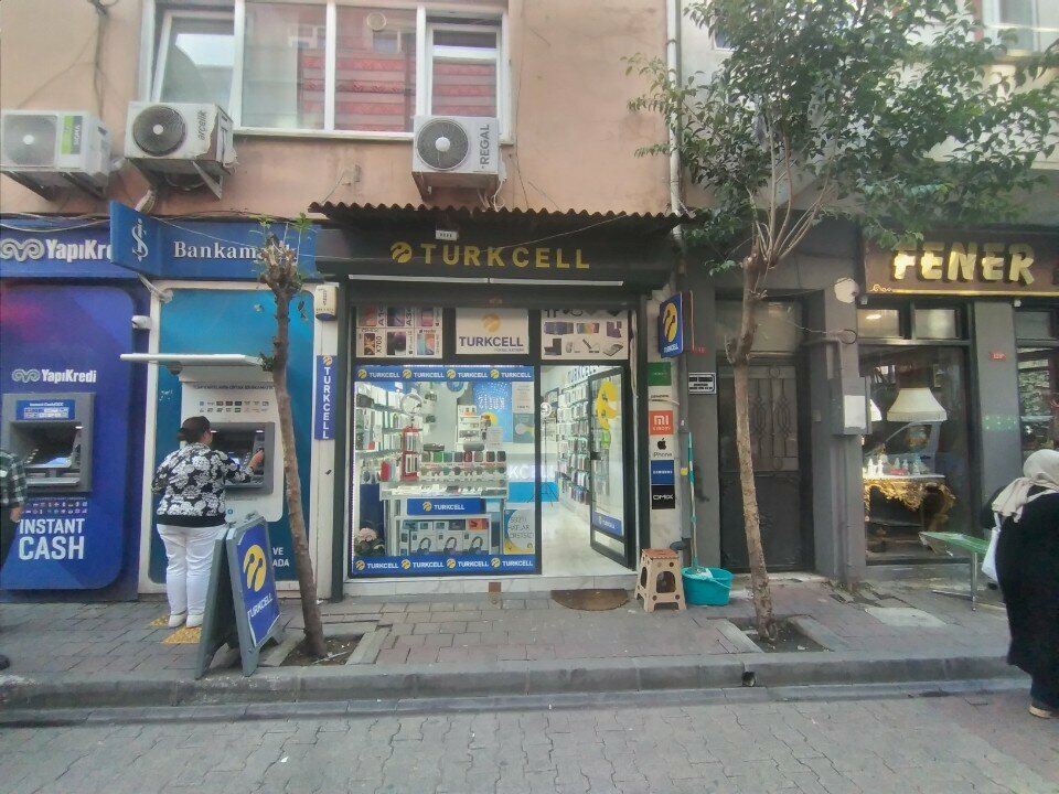 Cep telefonu ve aksesuarları satış mağazaları Turkcell Yüksel İletişim, İstanbul, foto