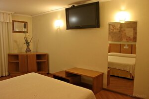 Barbur Plaza Hotel (Amazonas, Rodovia Visconde de Mauá), otel  Ponta Grossa'dan
