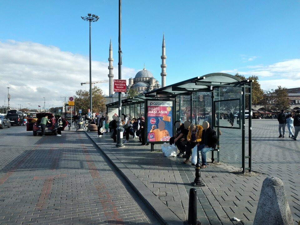 Otogarlar İett Eminönü Otobüs Durağı, İstanbul, foto