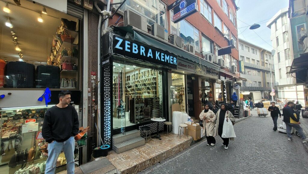 Çanta ve valiz mağazaları Zebra Kemer, İstanbul, foto