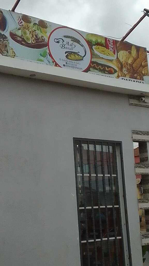 Pasta, şekerleme ve tatlı Ady bandi, Loanda, foto