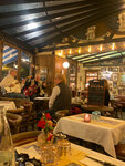 Au Clairon des Chasseurs (Place du Tertre No:3, 18e Arrondissement), restoran  Paris'ten