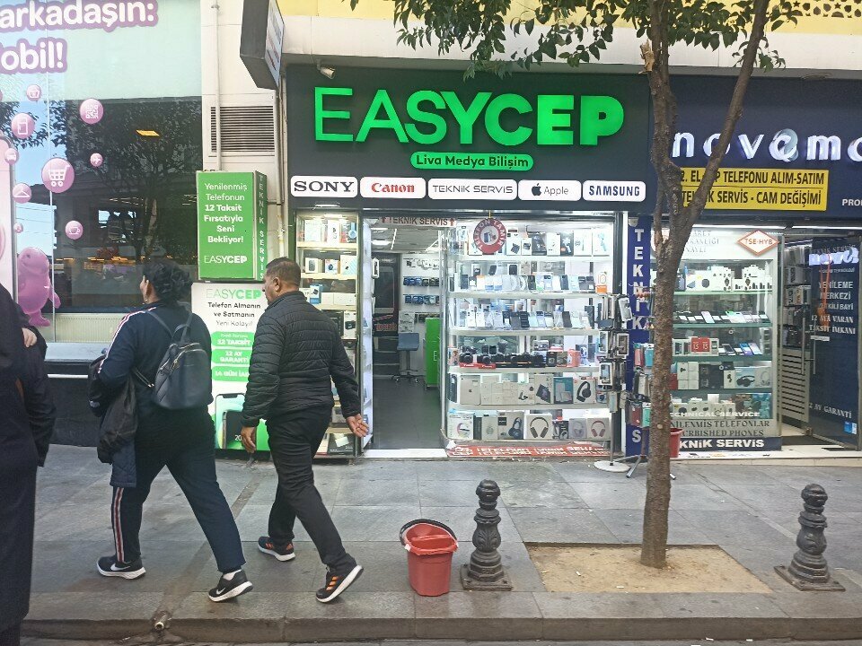 Telefon tamir servisi Liva Medya Bilişim, İstanbul, foto