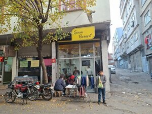 Sokak berberi (Cemal Gürsel Mah., Yüzbaşı Fuat Sok., No:1, Şahinbey, Gaziantep), berberler  Gaziantep'ten