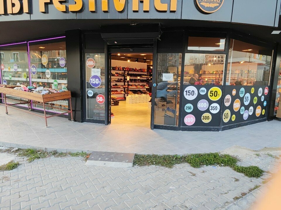 Ayakkabı mağazaları Ayakkabı Festivali Yakuplu Şubesi, İstanbul, foto